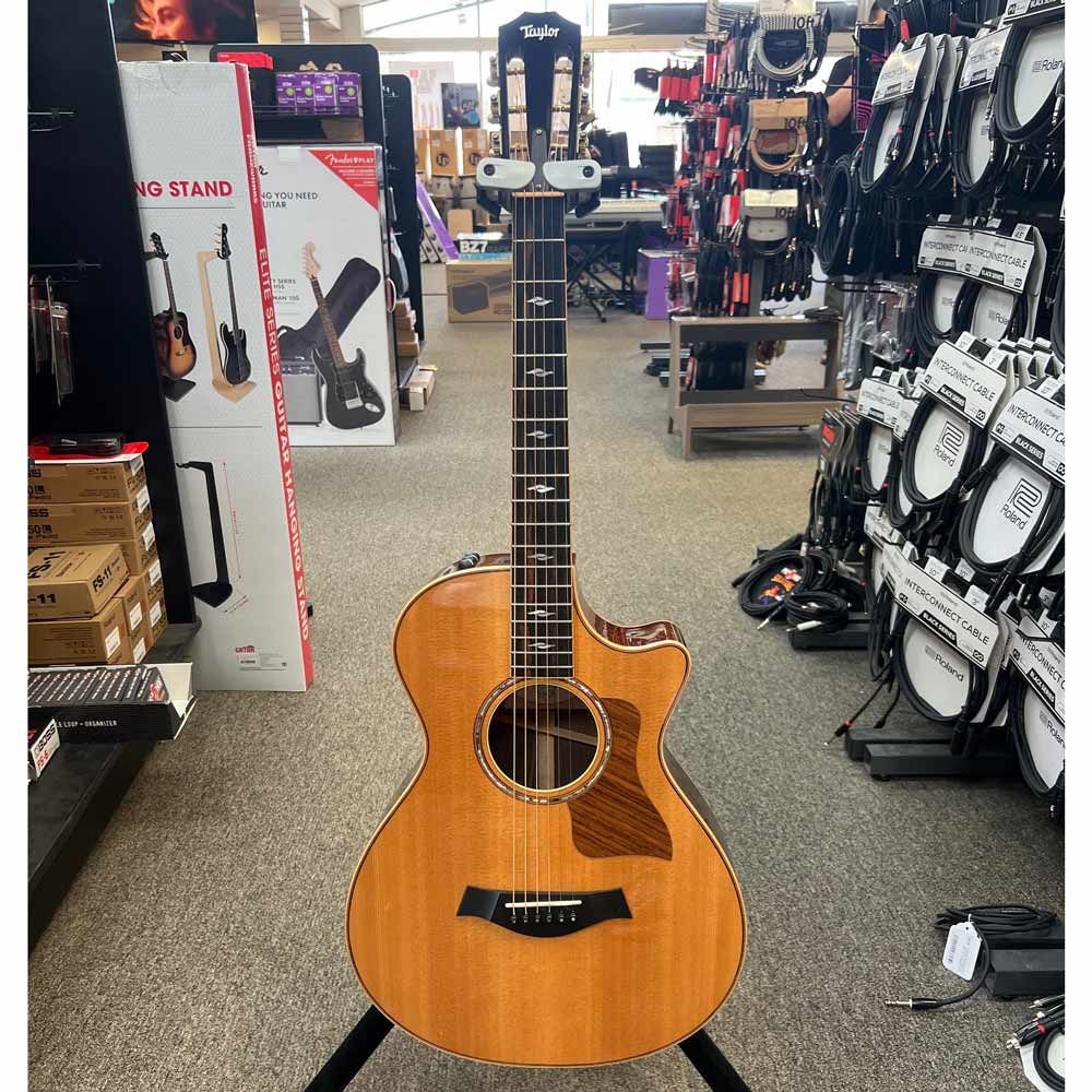 Taylor 2015 12-Fret Model 812ce Acoustic-Electric Guitar w/ Hard Case ...