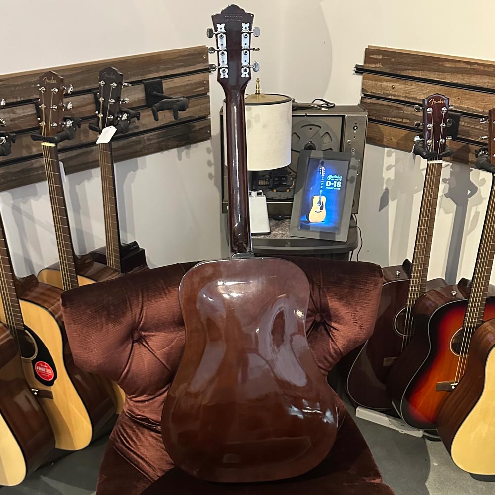 Guild 70s D-25 Westerly Arched Back Dreadnought Acoustic Guitar w/ Cas ...